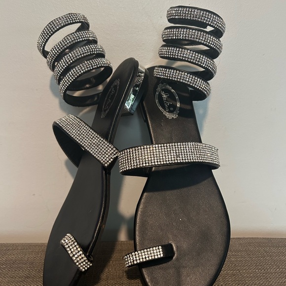 Italina | Shoes | Italina Sandals That Wrap Around The Ankle And Toe W ...